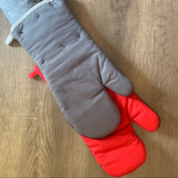 Disney | Kitchen | Mickey Mouse Oven Mitts | Poshmark